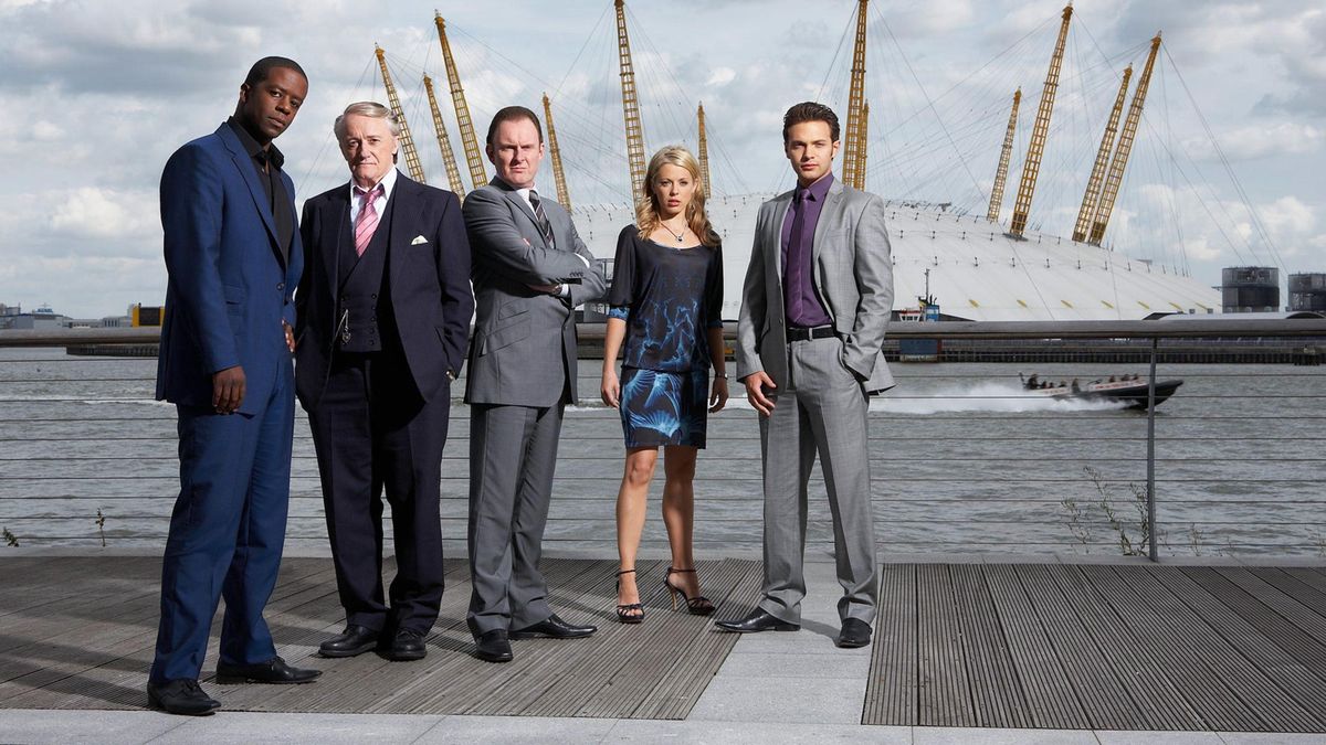 Les Arnaqueurs VIP - Série (2004) - SensCritique