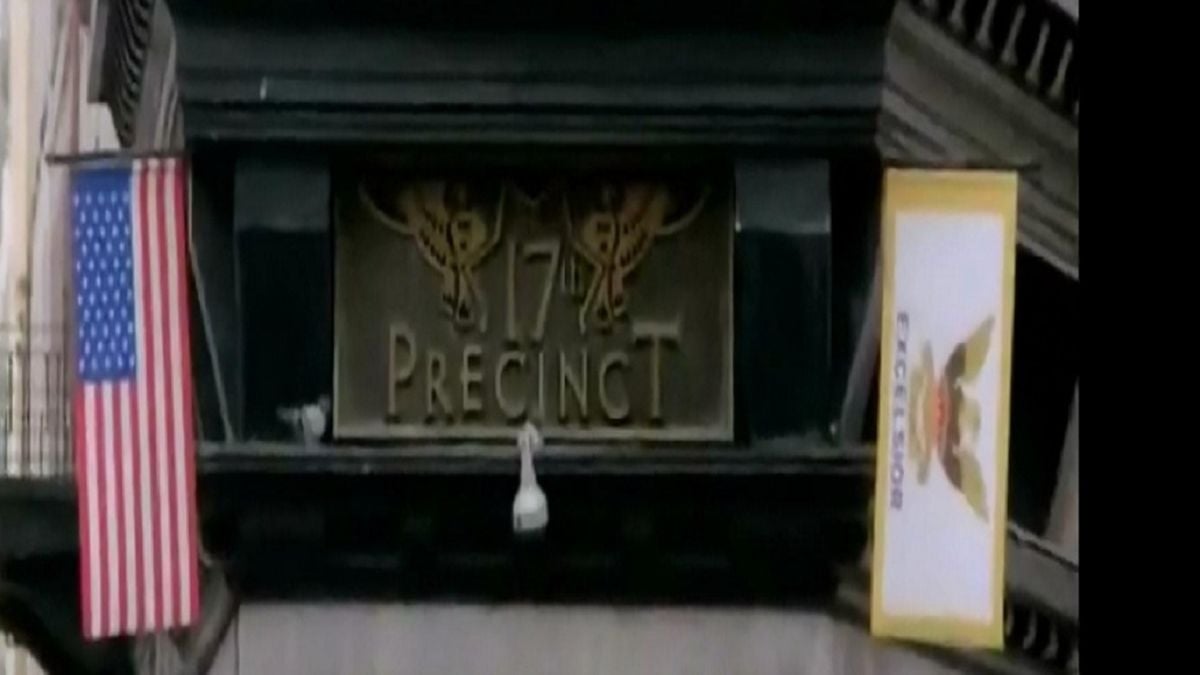 17th Precinct - Série (2011) - SensCritique