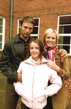 Julie - Série (2005) - SensCritique