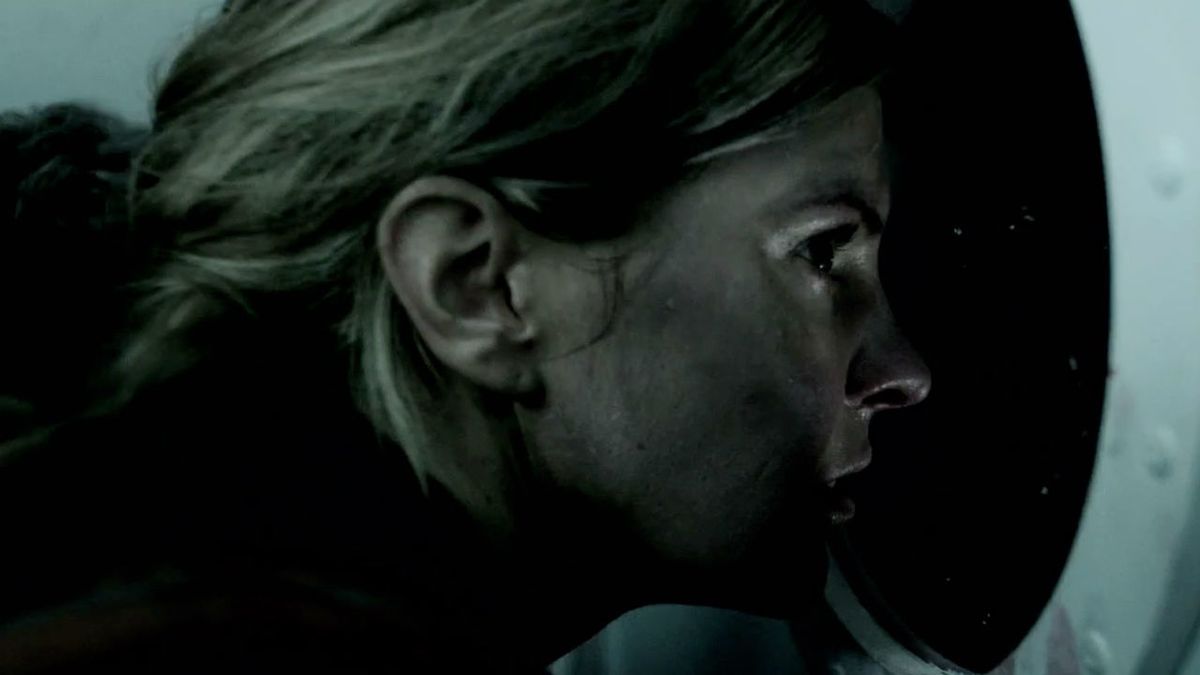 Beneath - Film DTV (direct-to-video) - SensCritique