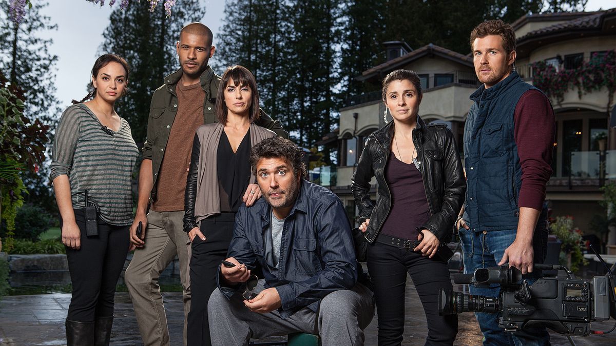 UnREAL - Série (2015) - SensCritique