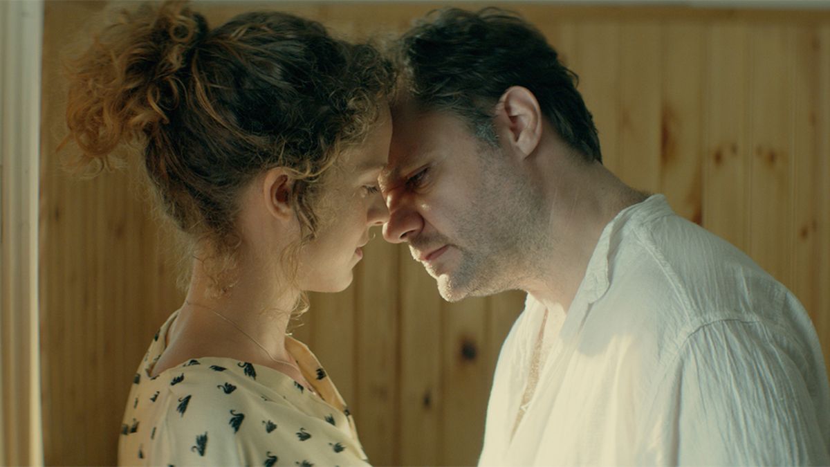 Suntan - Film (2016) - SensCritique