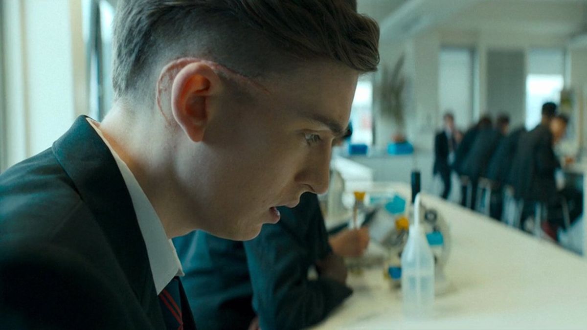 Affiches, posters et images de iBoy (2017) - SensCritique