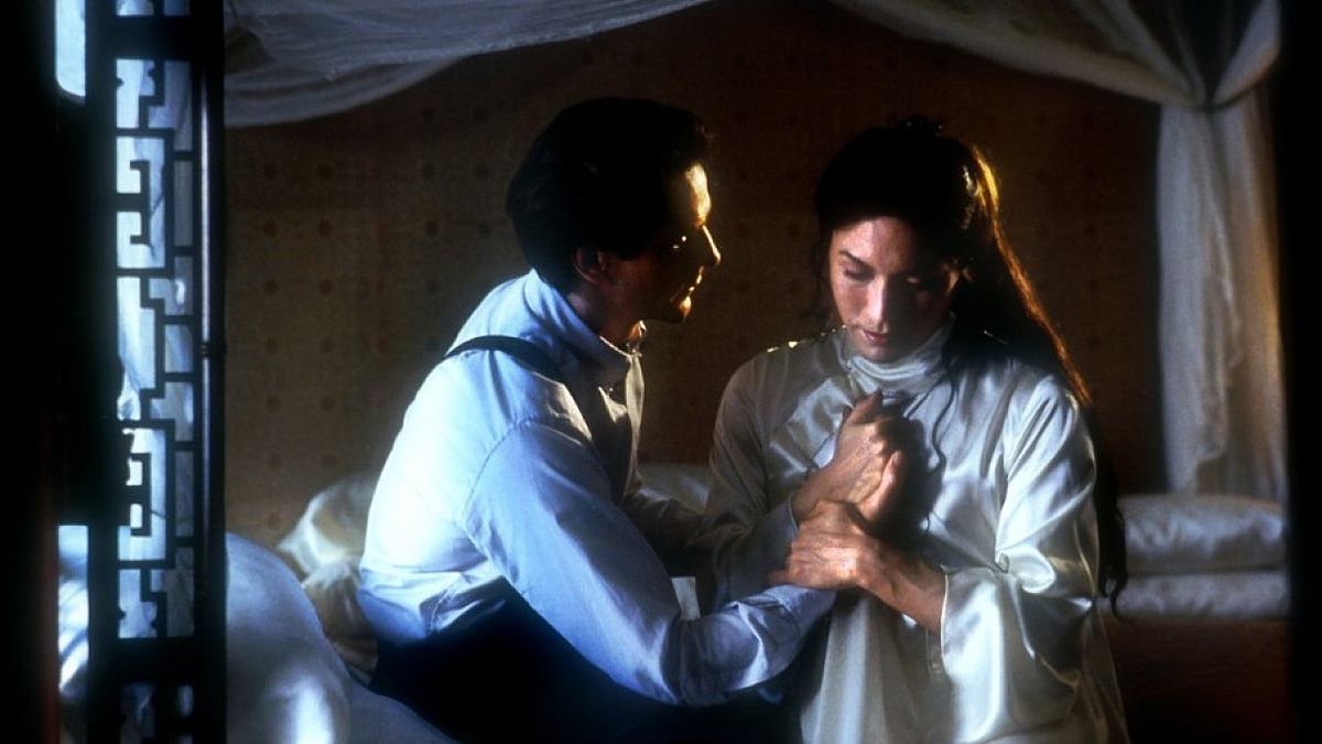 M. Butterfly - Film (1994) - SensCritique