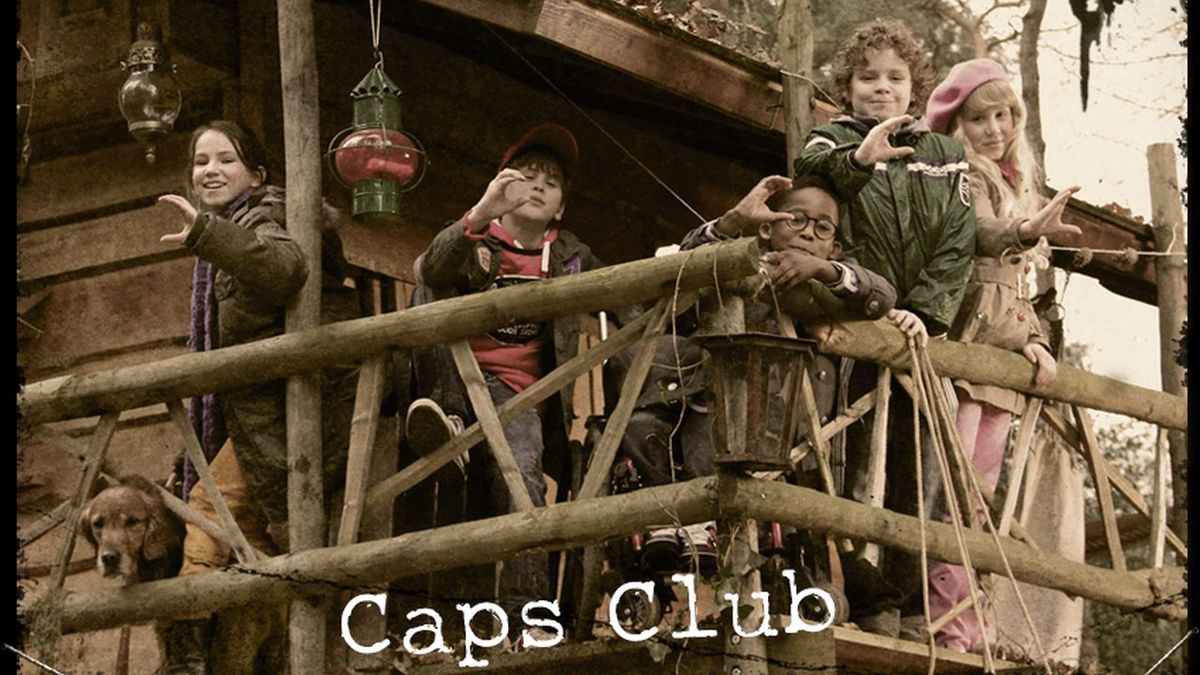 Caps Club - Série (2013) - SensCritique