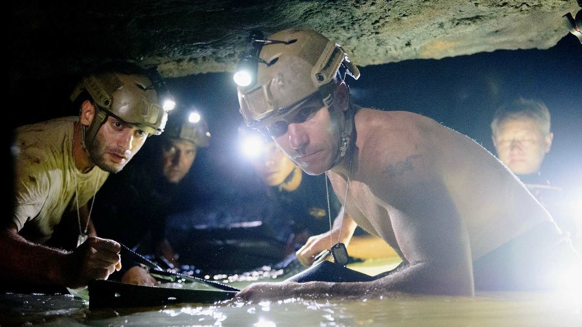 The Cave - Film (2019) - SensCritique