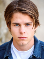 Jake Manley - SensCritique