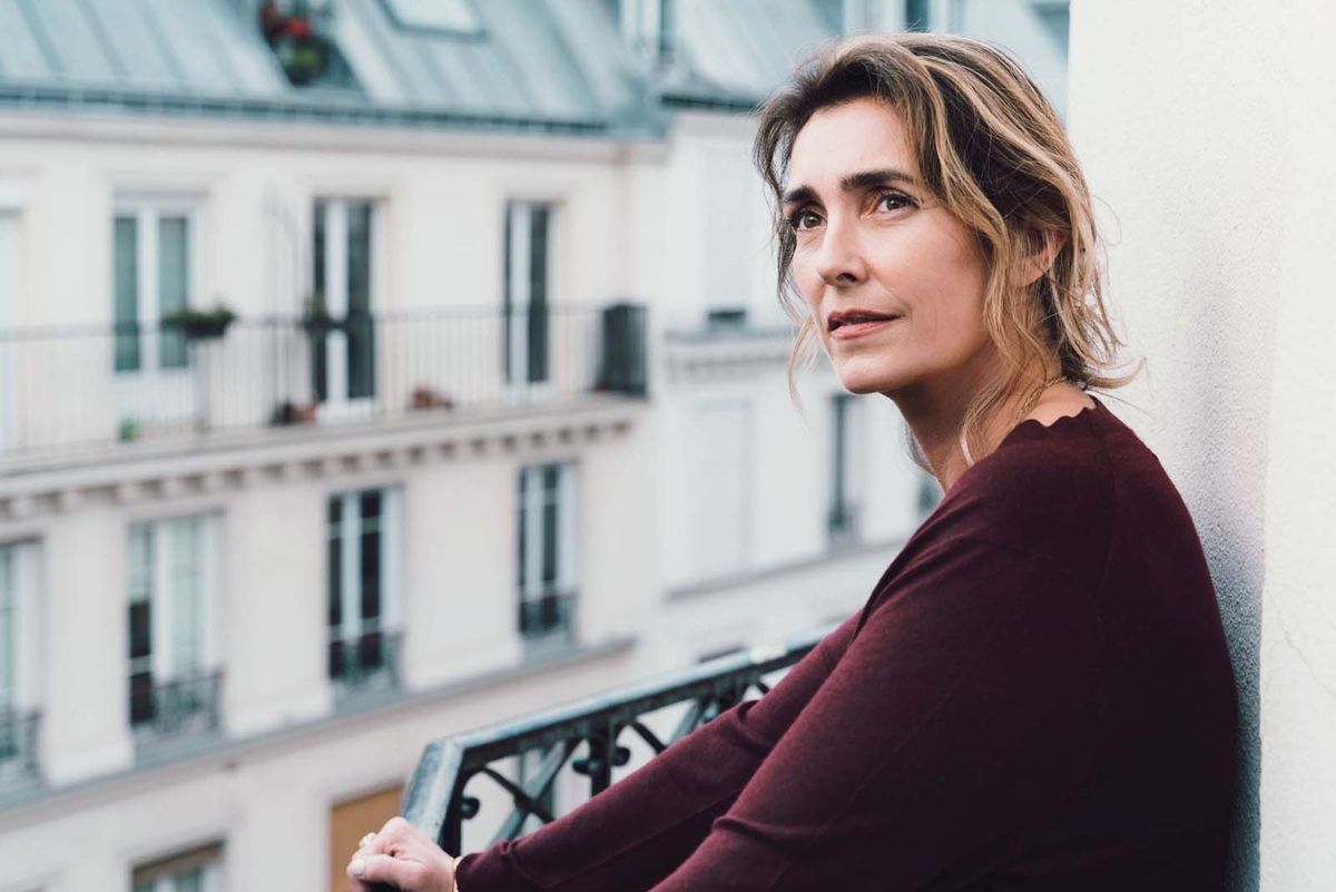 Neuf meufs - Série - SensCritique Neuf meufs - Série - SensCritique