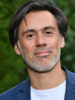 Emmanuel Mouret - SensCritique