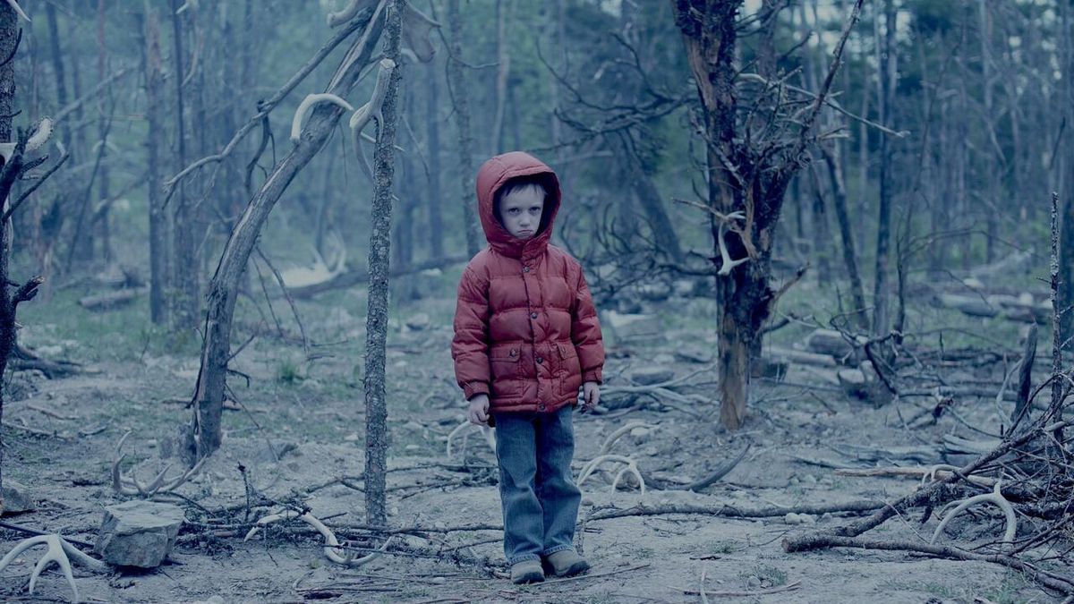 Devil in the Dark - Film (2017) - SensCritique