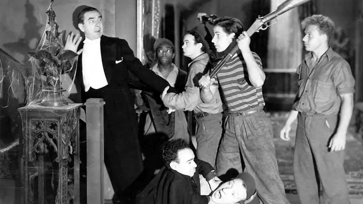 Spooks Run Wild - Film (1941) - SensCritique