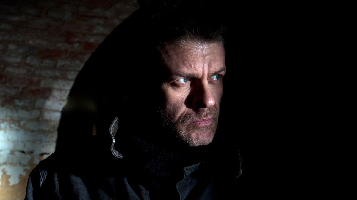Silent Hours - Téléfilm (2021) - SensCritique