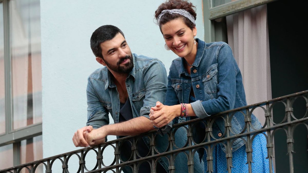 Bir Ask Iki Hayat - Film (2019) - SensCritique