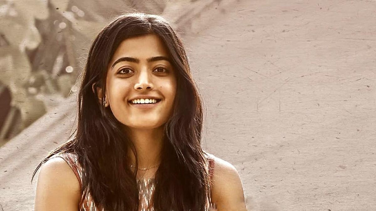 Dear Comrade - Film (2019) - SensCritique