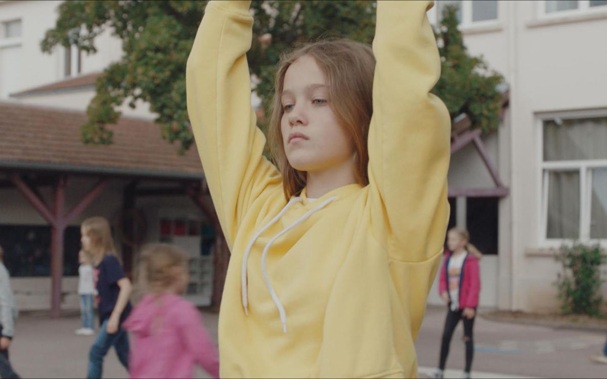 La Cour - Téléfilm (2022) - SensCritique