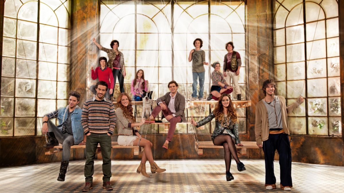 Aliados - Série (2013) - SensCritique