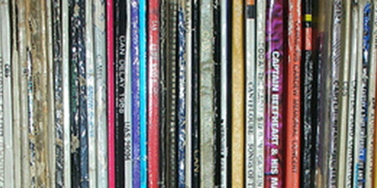 Les 1001 albums qu'il faut, paraît-il, avoir écoutés dans sa vie, donc ... Les 1001 albums qu'il faut, paraît-il, avoir écoutés dans sa vie, donc ...